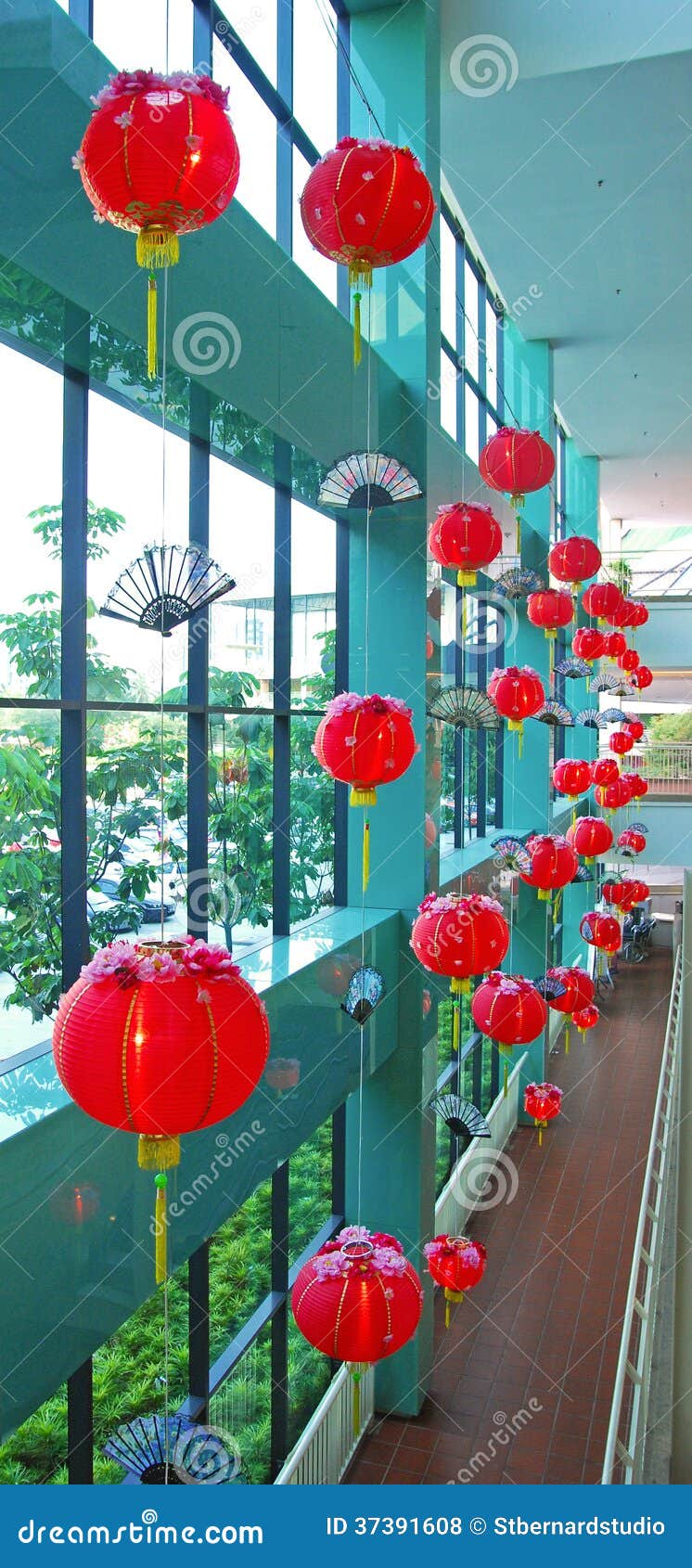 Traditionele Chinese Rode Lantaarn Stock Foto - Image of tijdens ...