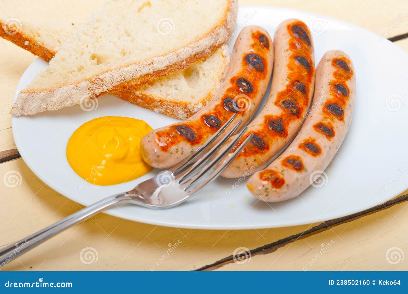 Traditionele Duitse Worstjes Stock Foto - Image of geroosterd, ontbijt ...