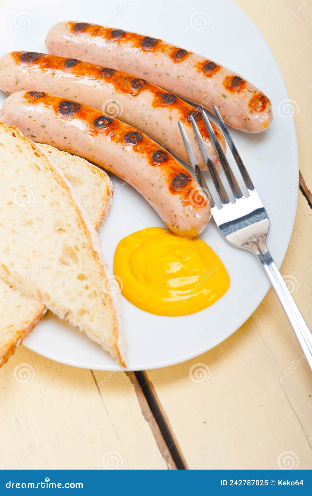 Traditionele Duitse Worstjes Stock Afbeelding - Image of neurenberg ...