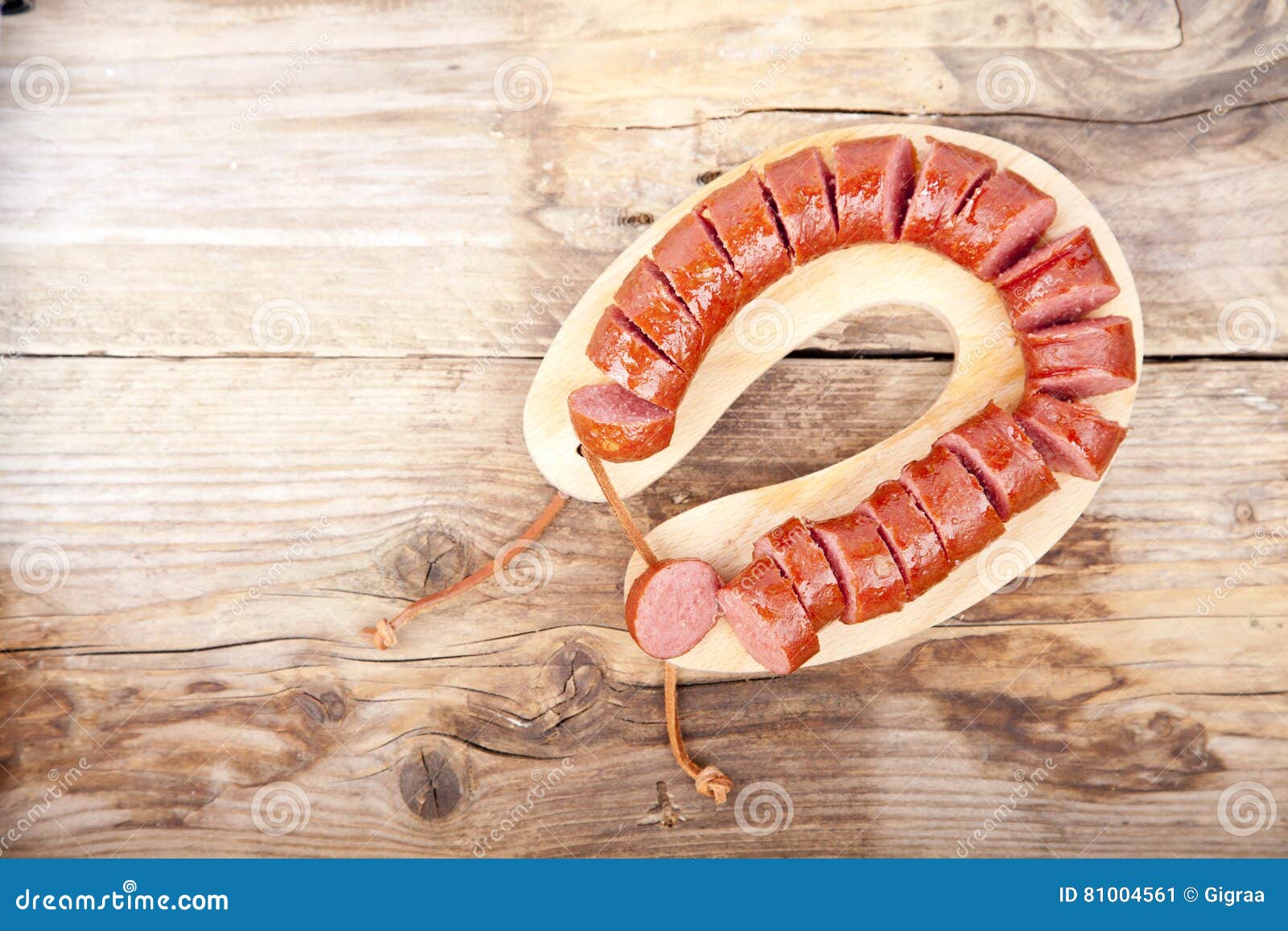 Traditionele Nederlandse Gerookte Worst Genoemd Rookworst Stock ...