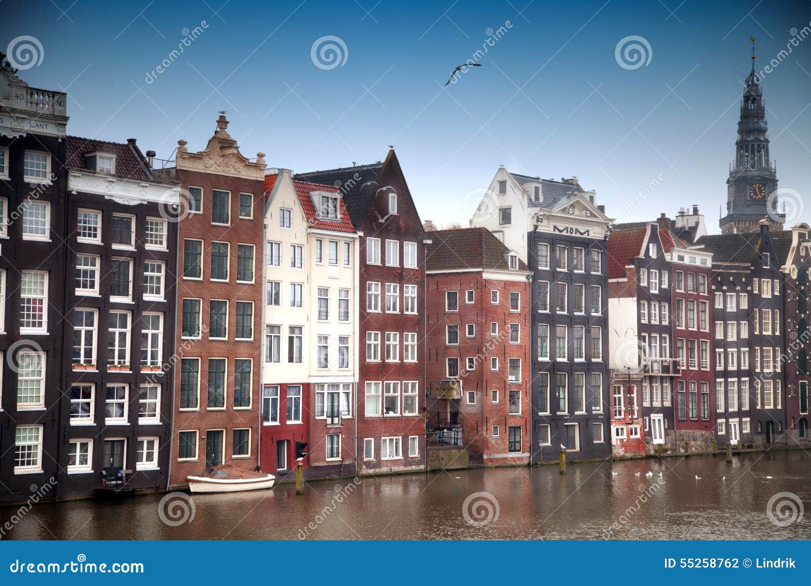 Traditionele Oude Gebouwen in Amsterdam, Nederland Stock Foto - Image ...
