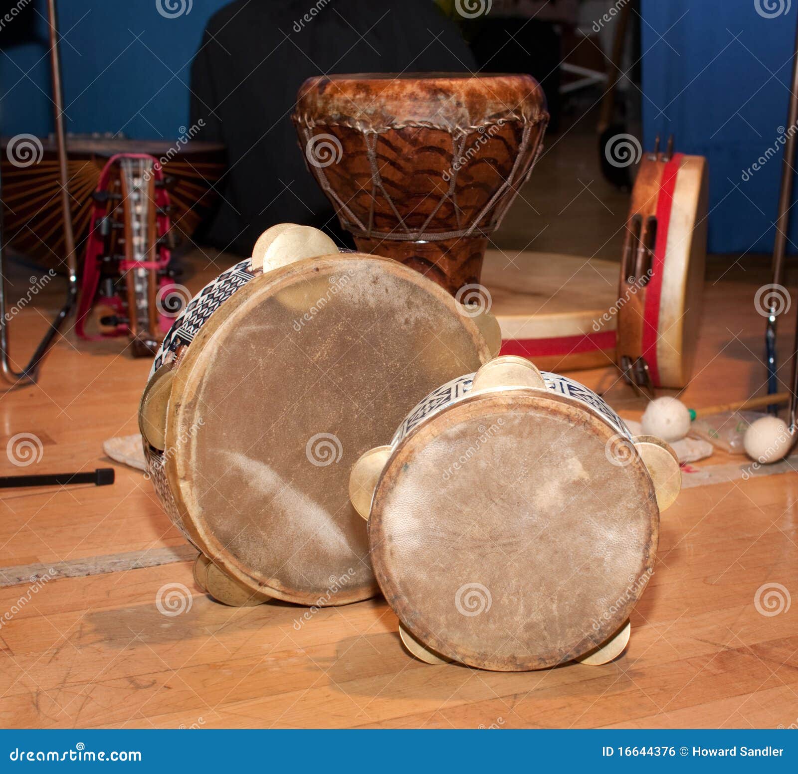Traditionele Slaginstrumenten Stock Foto - Image of muziek, spaans ...