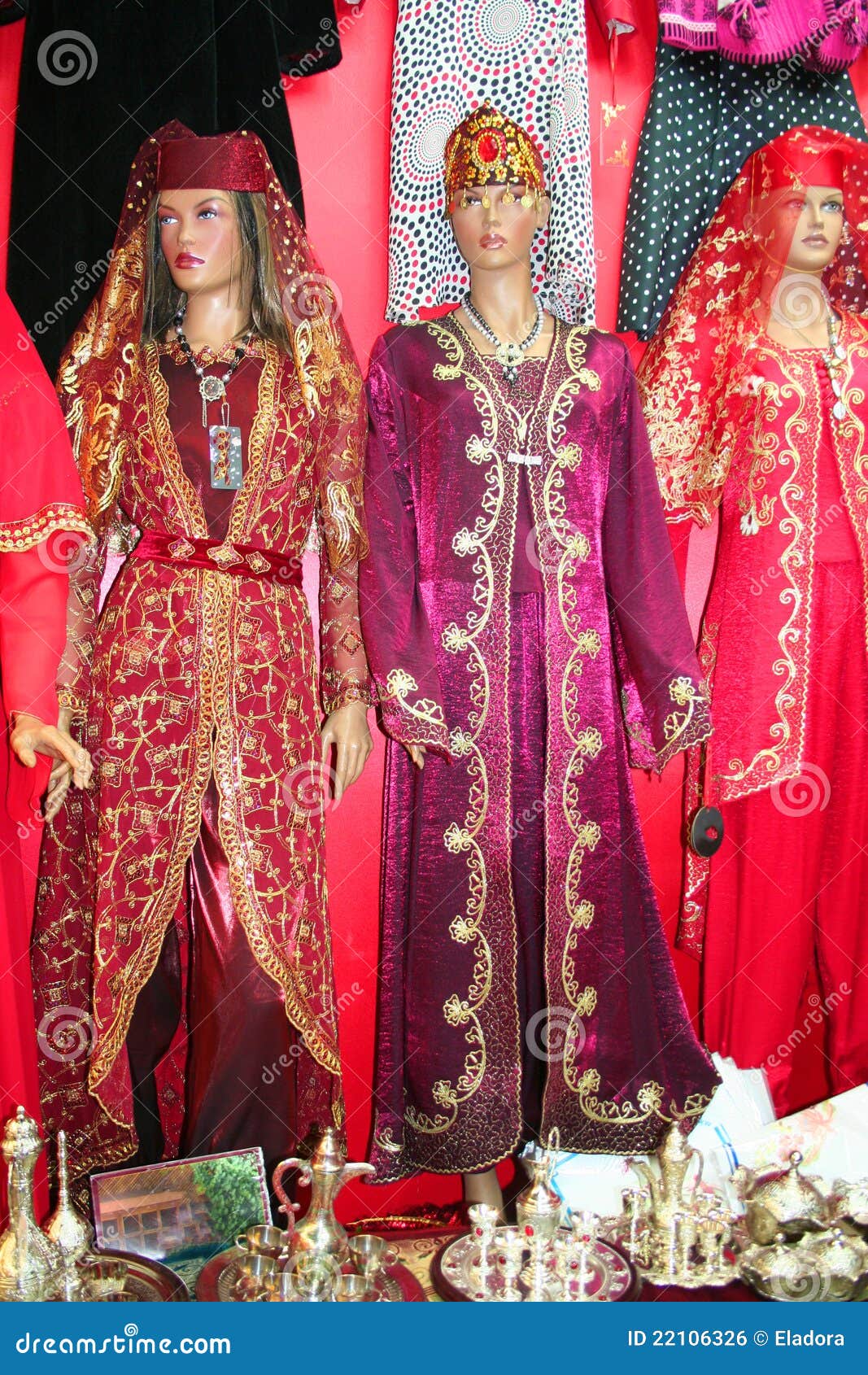 Traditionele Turkse Kleding Bij Bazaar Stock Foto - Image of istanboel ...