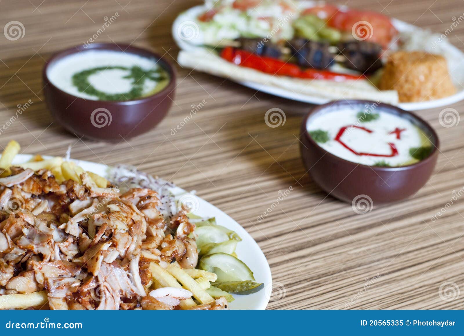 Traditionele Turkse Maaltijd Stock Afbeelding - Image of brood, rooster ...