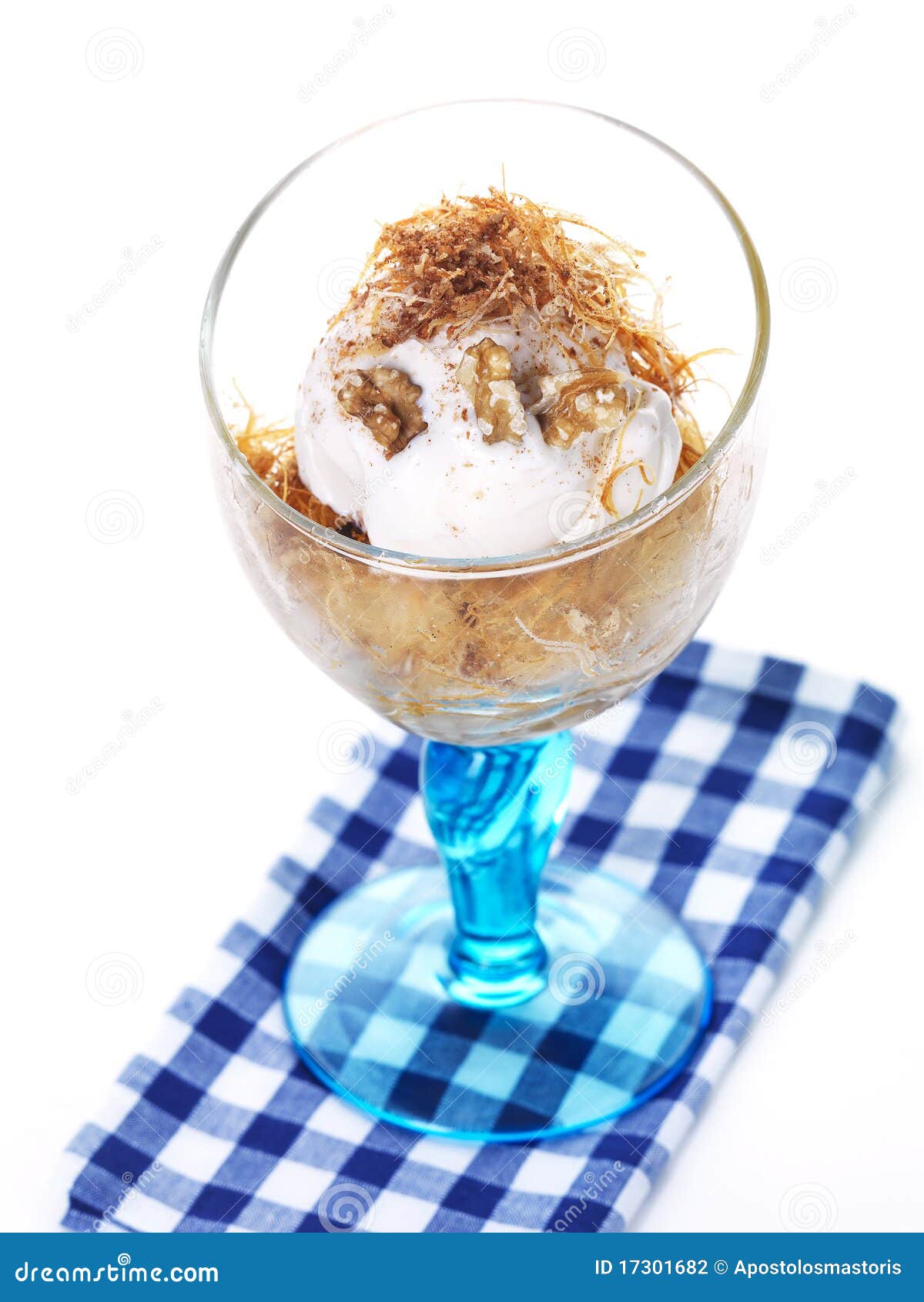 Traditionelle Eiscreme Im Glas Stockfoto - Bild von gebacken, gebäck ...