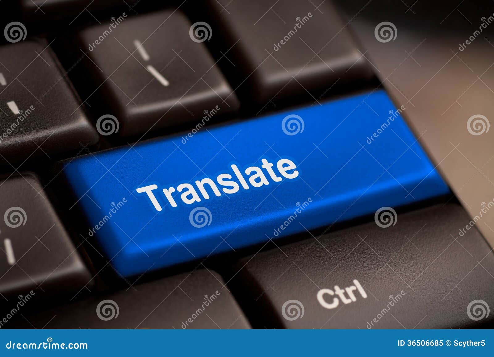 Traduca Il Tasto Del Computer Immagine Stock - Immagine di usando ...