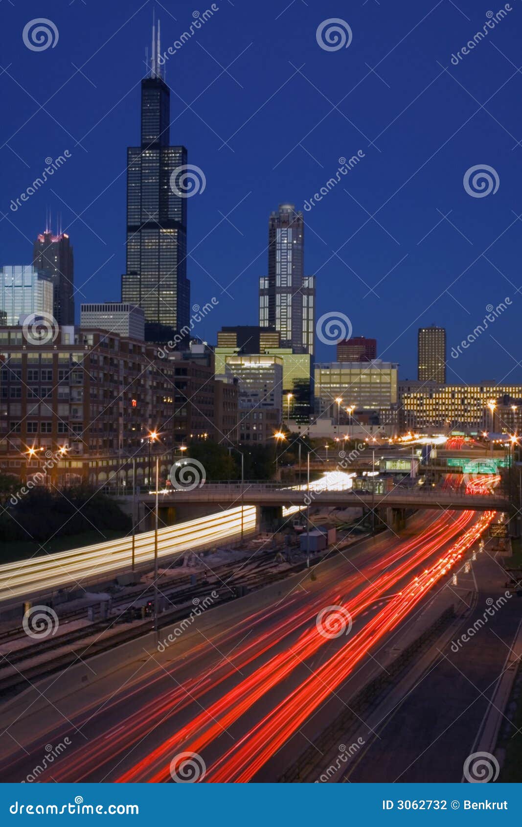 Traffic in Chicago stock photo. Image of journey, building - 3062732