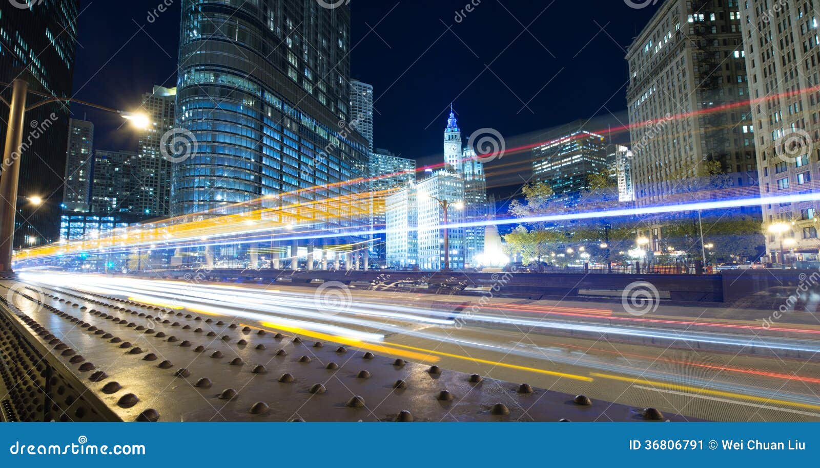 Traffic through Chicago stock image. Image of traffic - 36806791