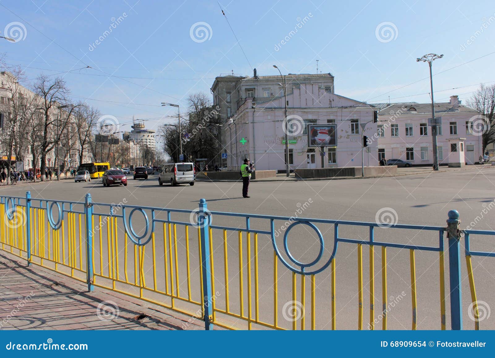 Traffic cop editorial stock image. Image of city, intersection - 68909654