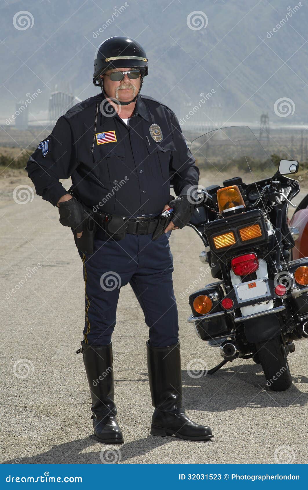 Traffic Cop by Motorcycle stock image. Image of middle - 32031523