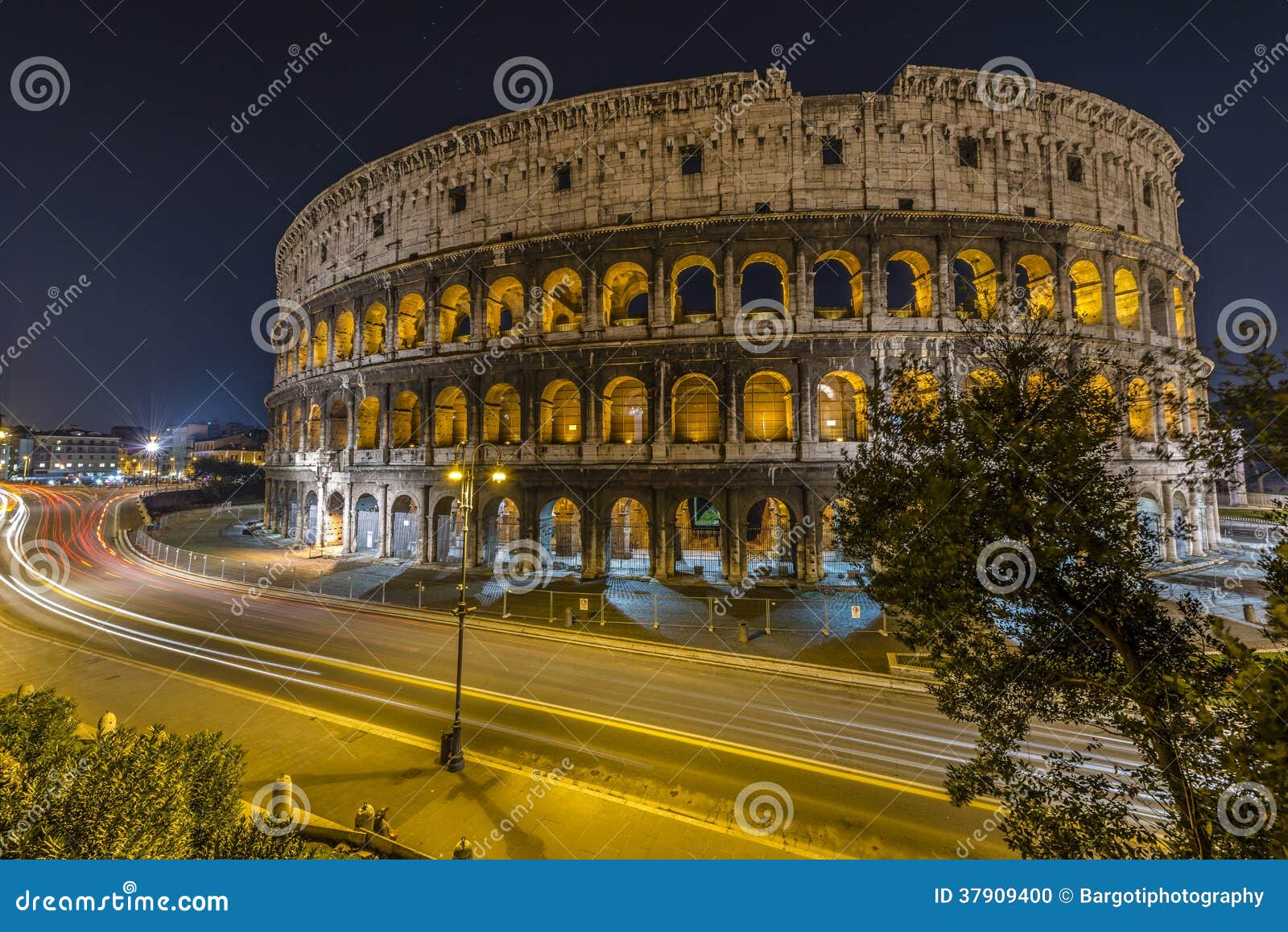 Traffic in Front of Colosseum in Rome Stock Photo - Image of ...