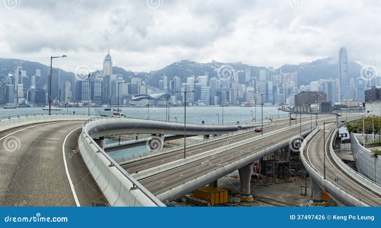 Traffic in Hong Kong editorial photo. Image of architecture - 37497426