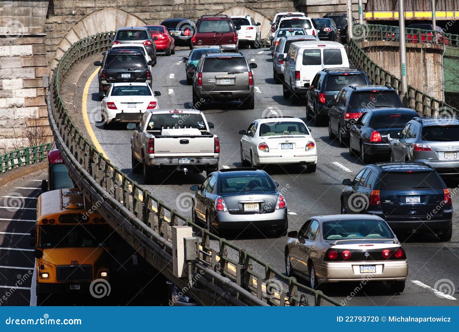 Traffic jam editorial image. Image of vehicle, cars, queens - 22793720