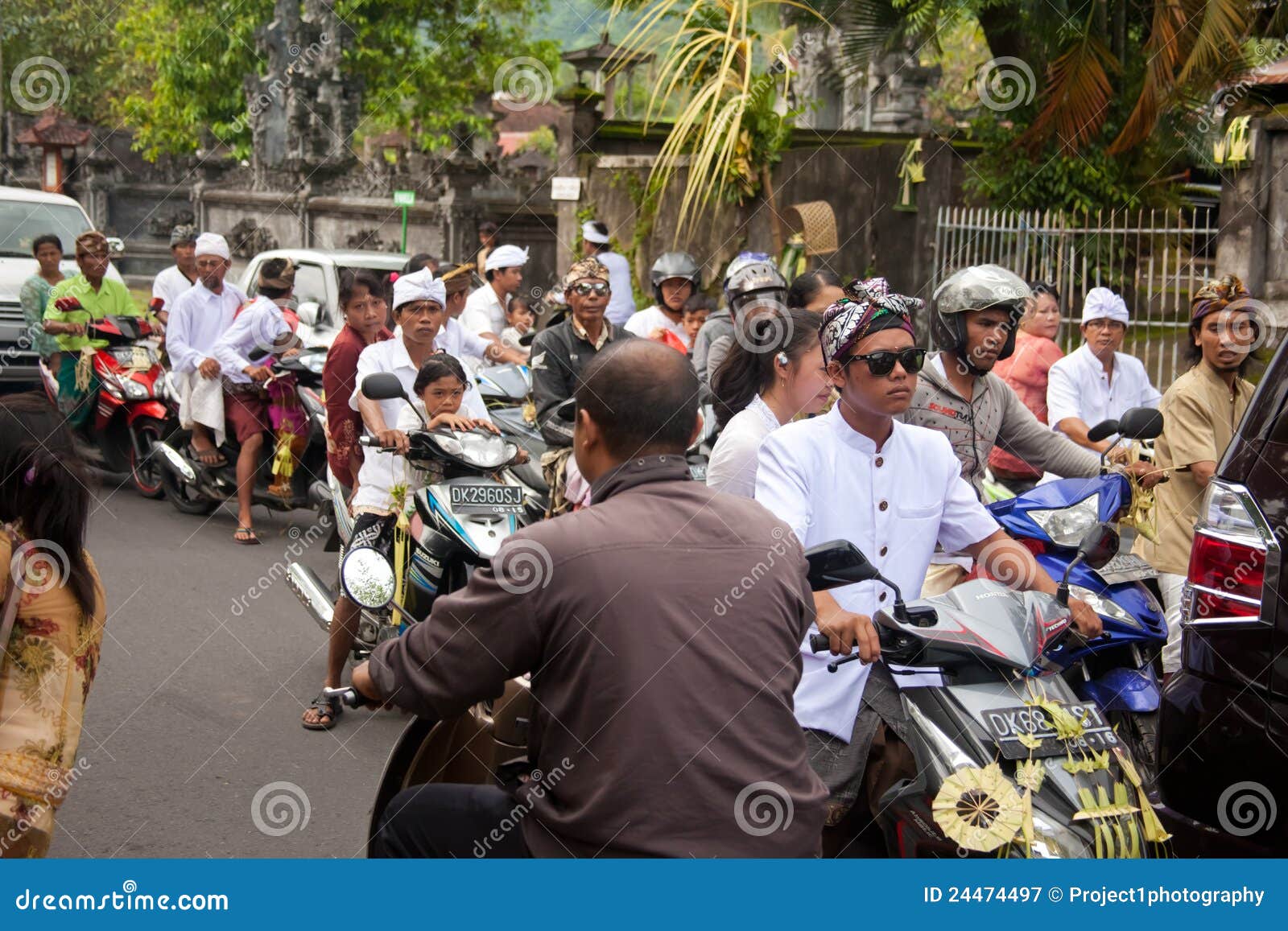 Traffic jam in Bali editorial photography. Image of close - 24474497