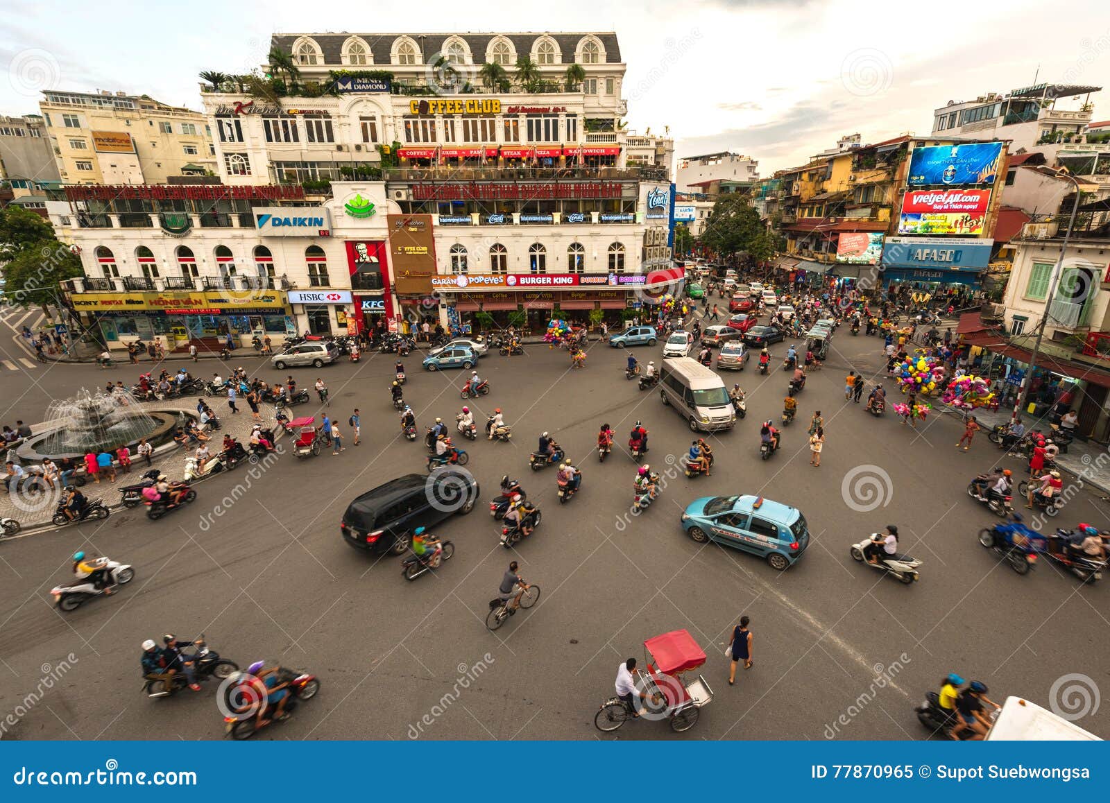 The Traffic Jam at Hanoi Old Quarter Editorial Image - Image of queue ...