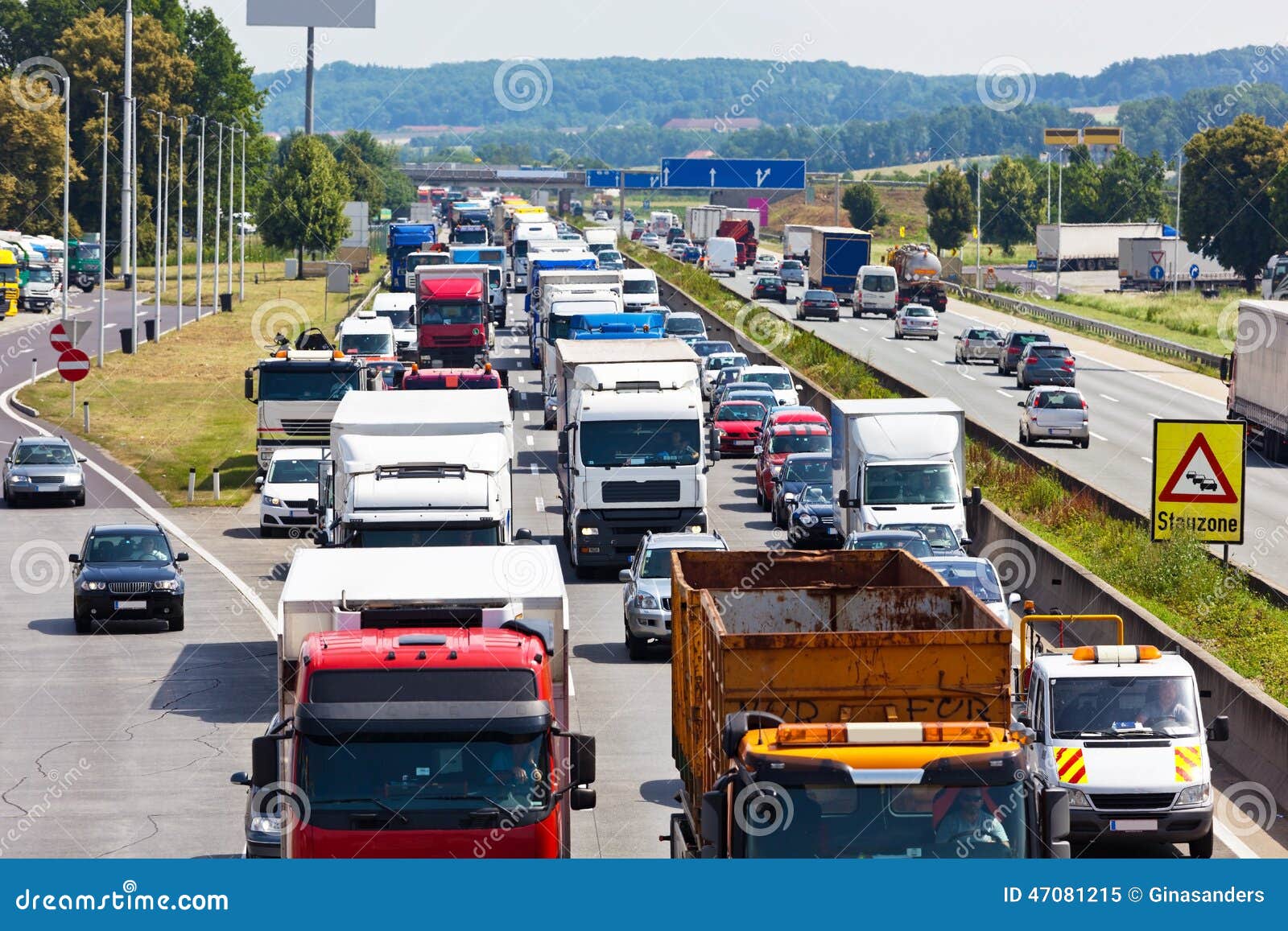 Traffic jam on highway editorial image. Image of tolls - 47081215