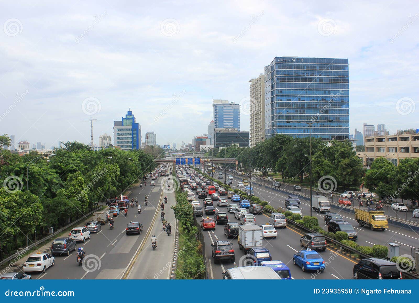 Traffic Jam in Jakarta editorial stock photo. Image of jakarta - 23935958