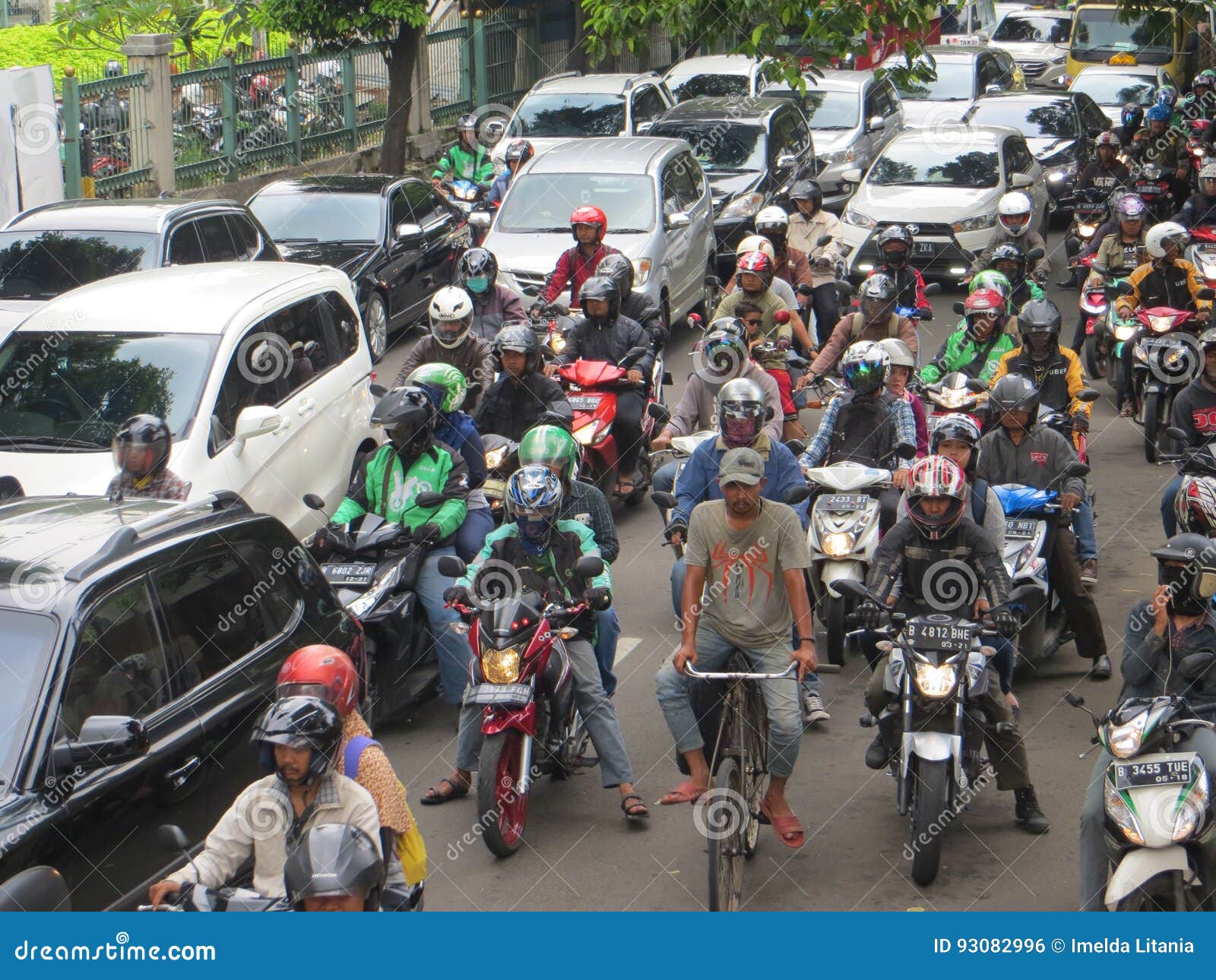 Traffic jam in Jakarta editorial photo. Image of crowded - 93082996