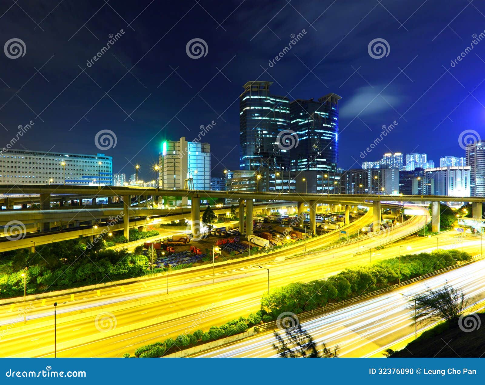 Traffic light on highway stock photo. Image of residential - 32376090