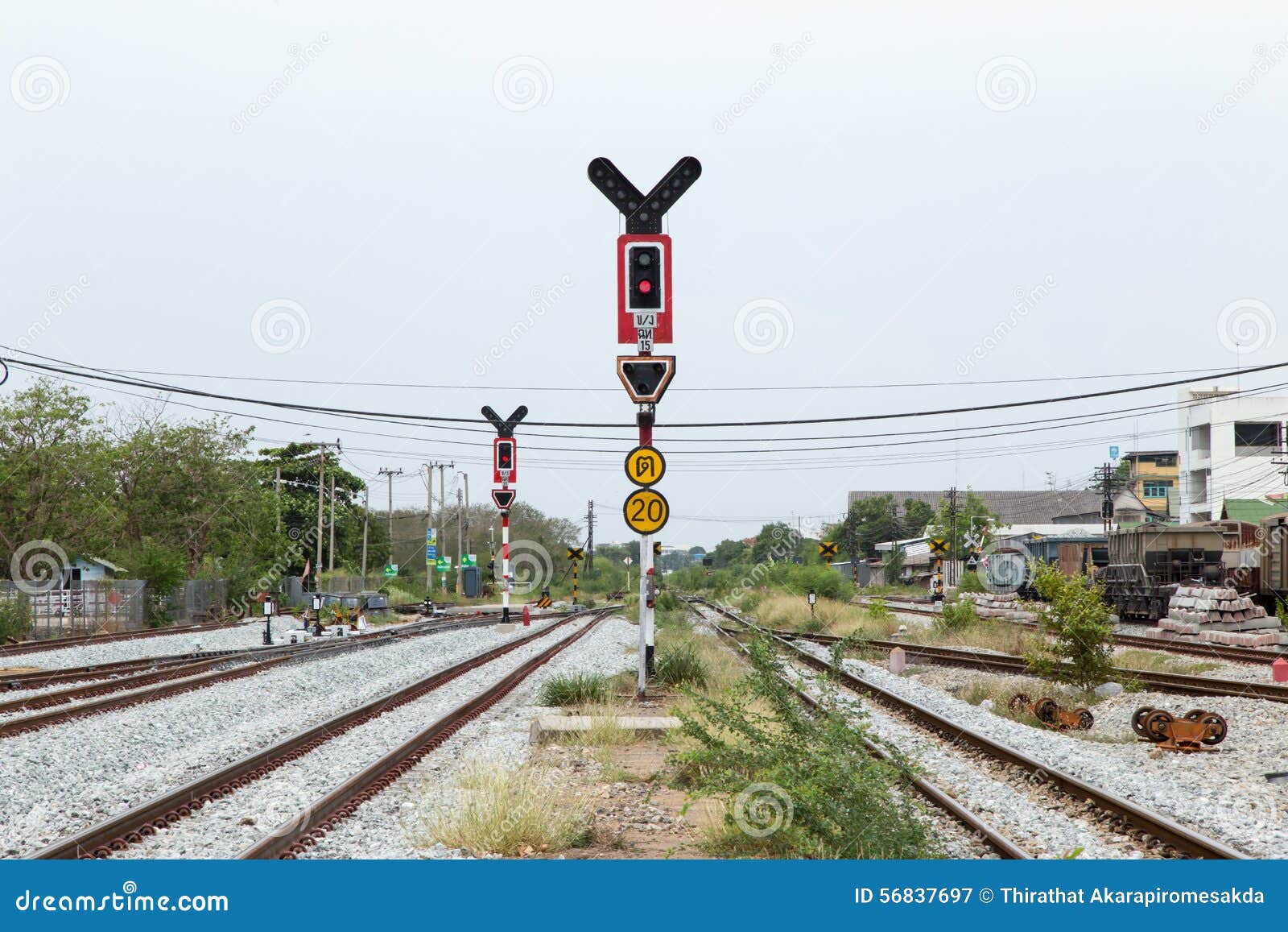 Traffic light railway stock image. Image of long, gravel - 56837697
