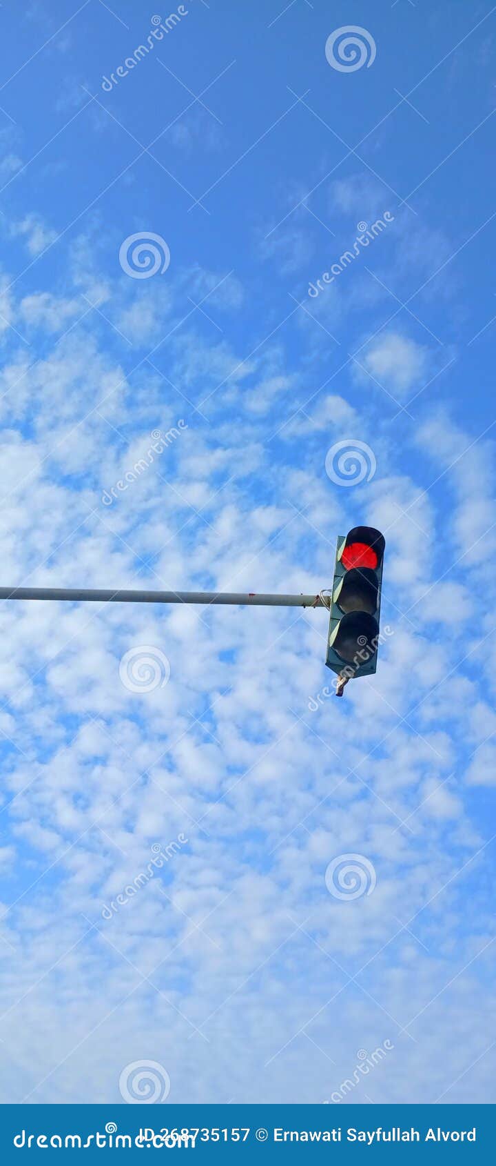 Traffic Lights are Lights that Control the Intersection Traffic Flow ...
