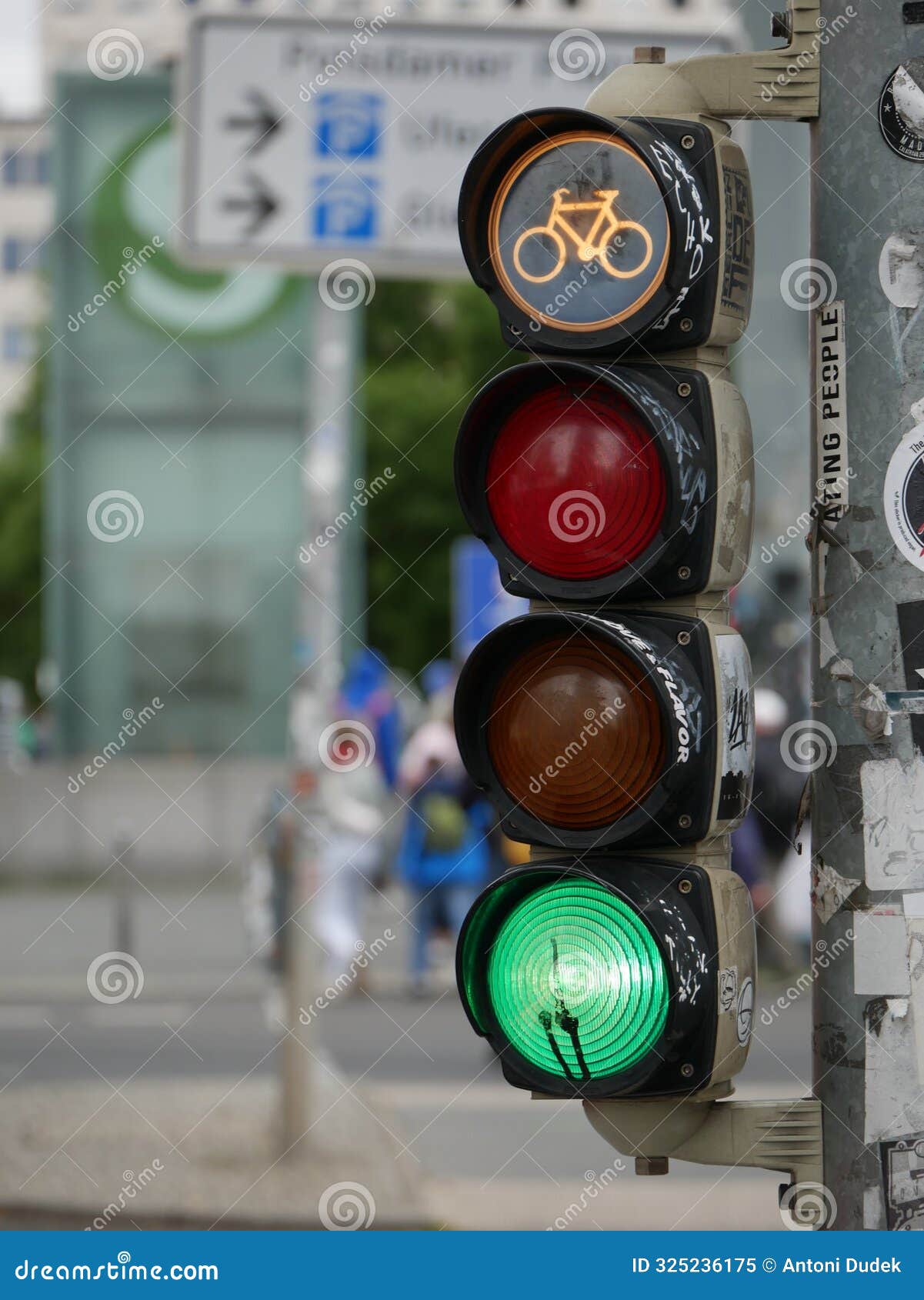 Traffic Lights on Postdam Square in Berlin Editorial Image - Image of ...
