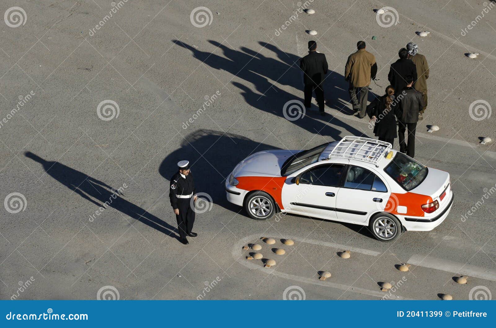 Traffic Policeman editorial stock image. Image of road - 20411399