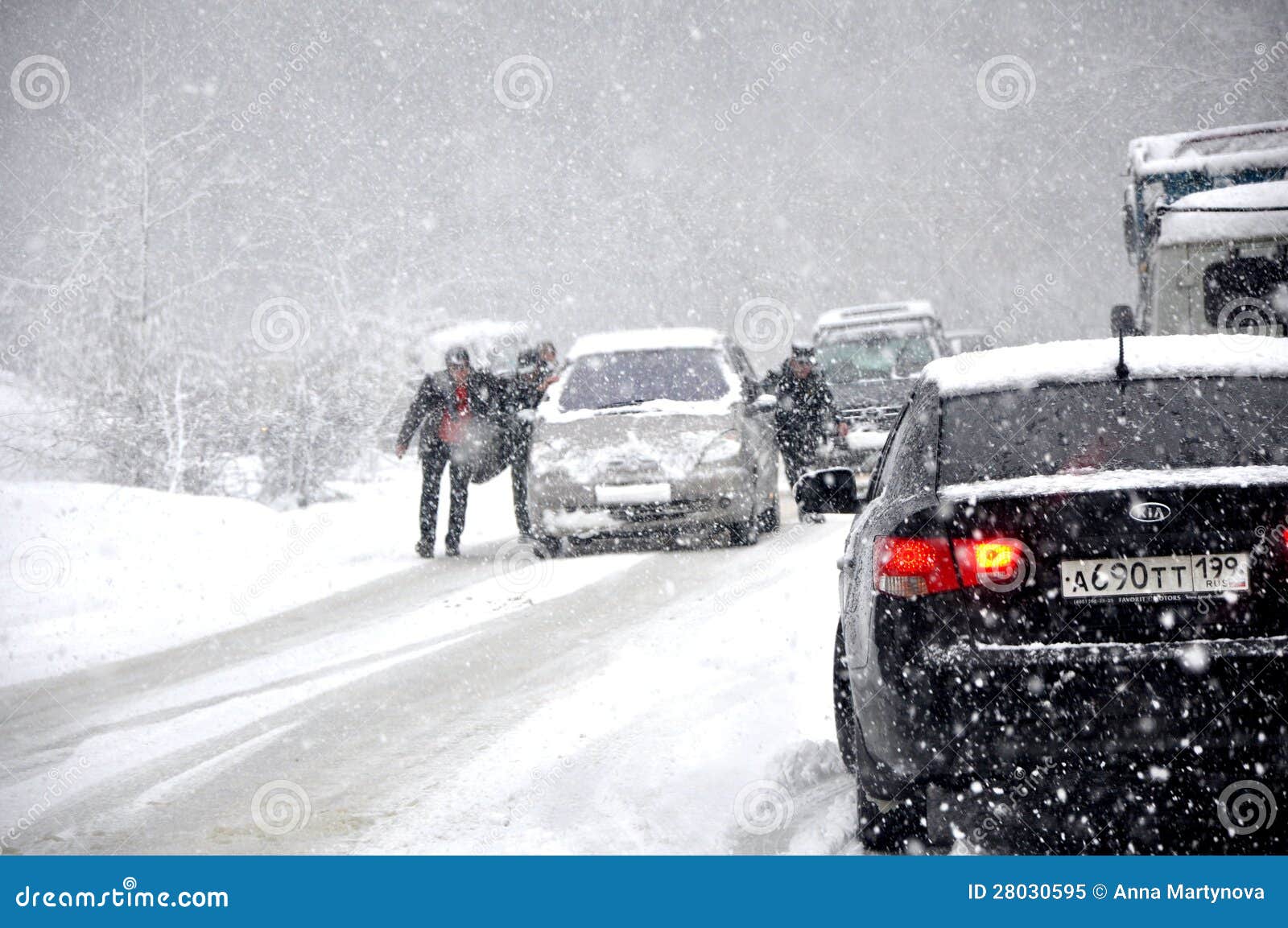 Traffic on the Road in the Snow Editorial Image - Image of winter, turn ...
