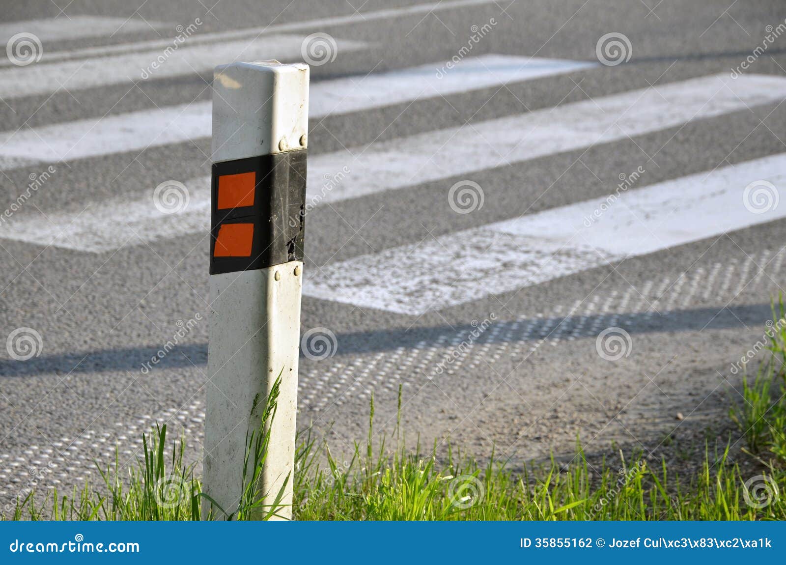 Traffic Sign (delineator) Determinate the Edge of Road Stock Photo ...