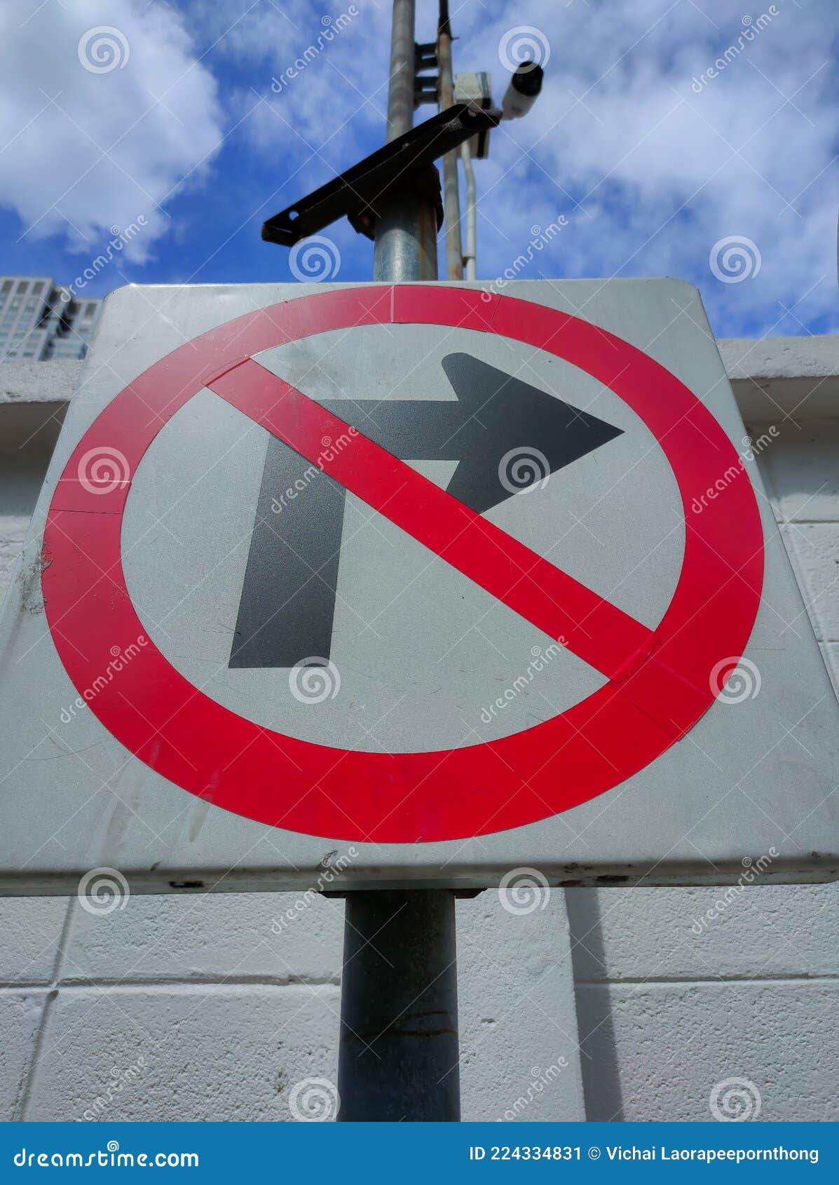 Traffic Sign Warning Do Not Turn Right Stock Image - Image of left ... Traffic Sign Warning Do Not Turn Right Stock Image - Image of left ...