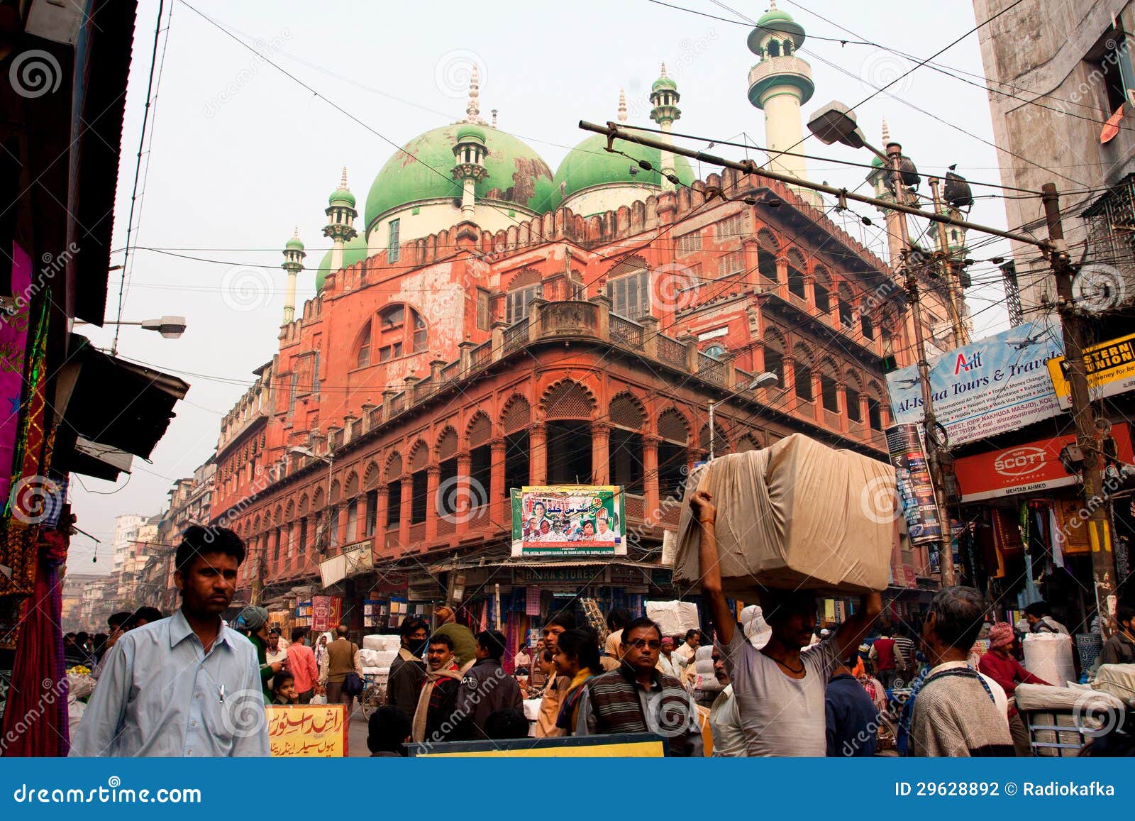 Traffic on the Street Near the Mosque Editorial Photography - Image of ...