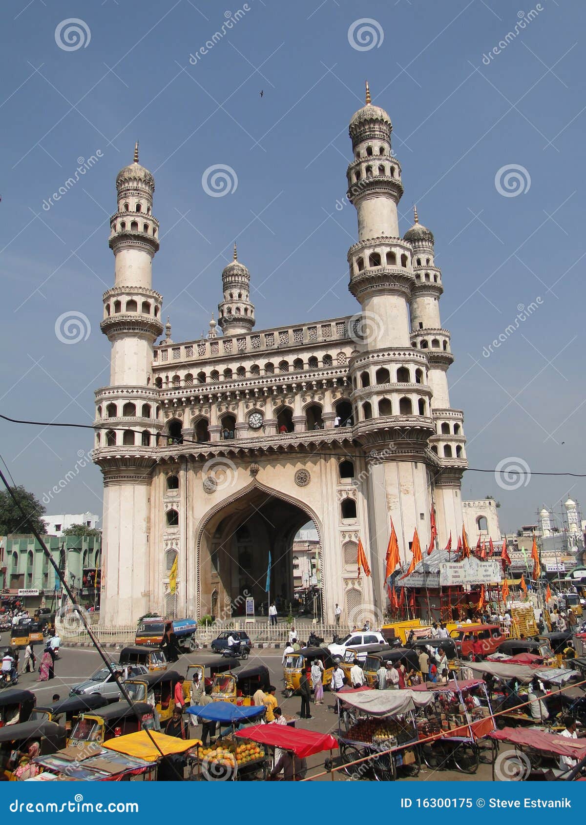 Traffic Surrounds the Charminar Editorial Image - Image of souk, bazaar ...
