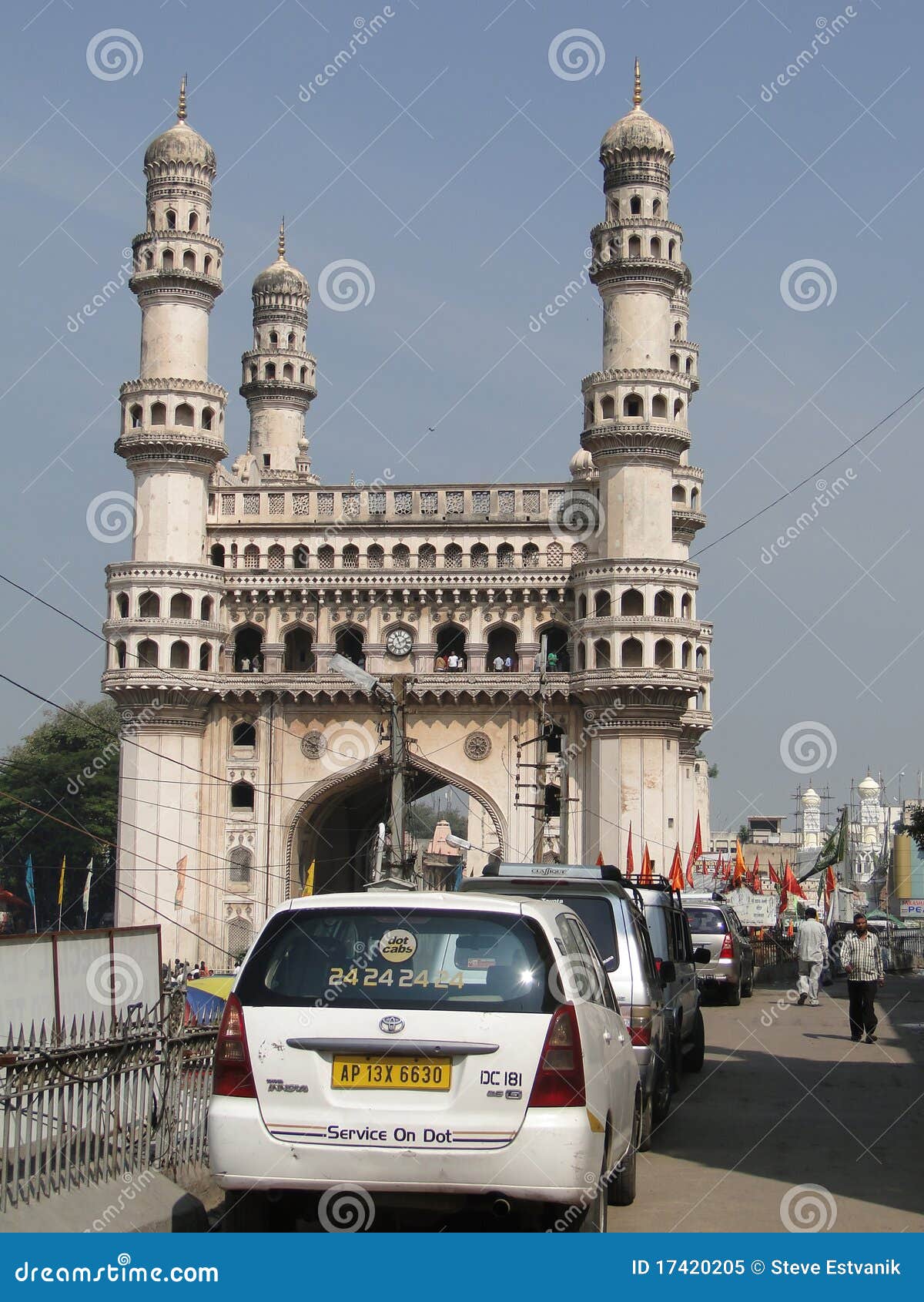 Traffic Surrounds the Charminar Editorial Image - Image of islam, india ...