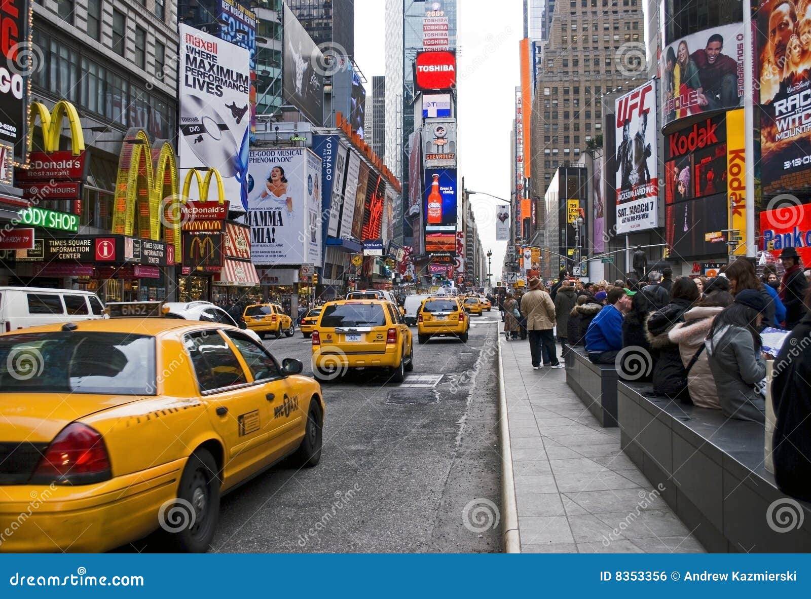 Traffic Times Square editorial photo. Image of landmark - 8353356