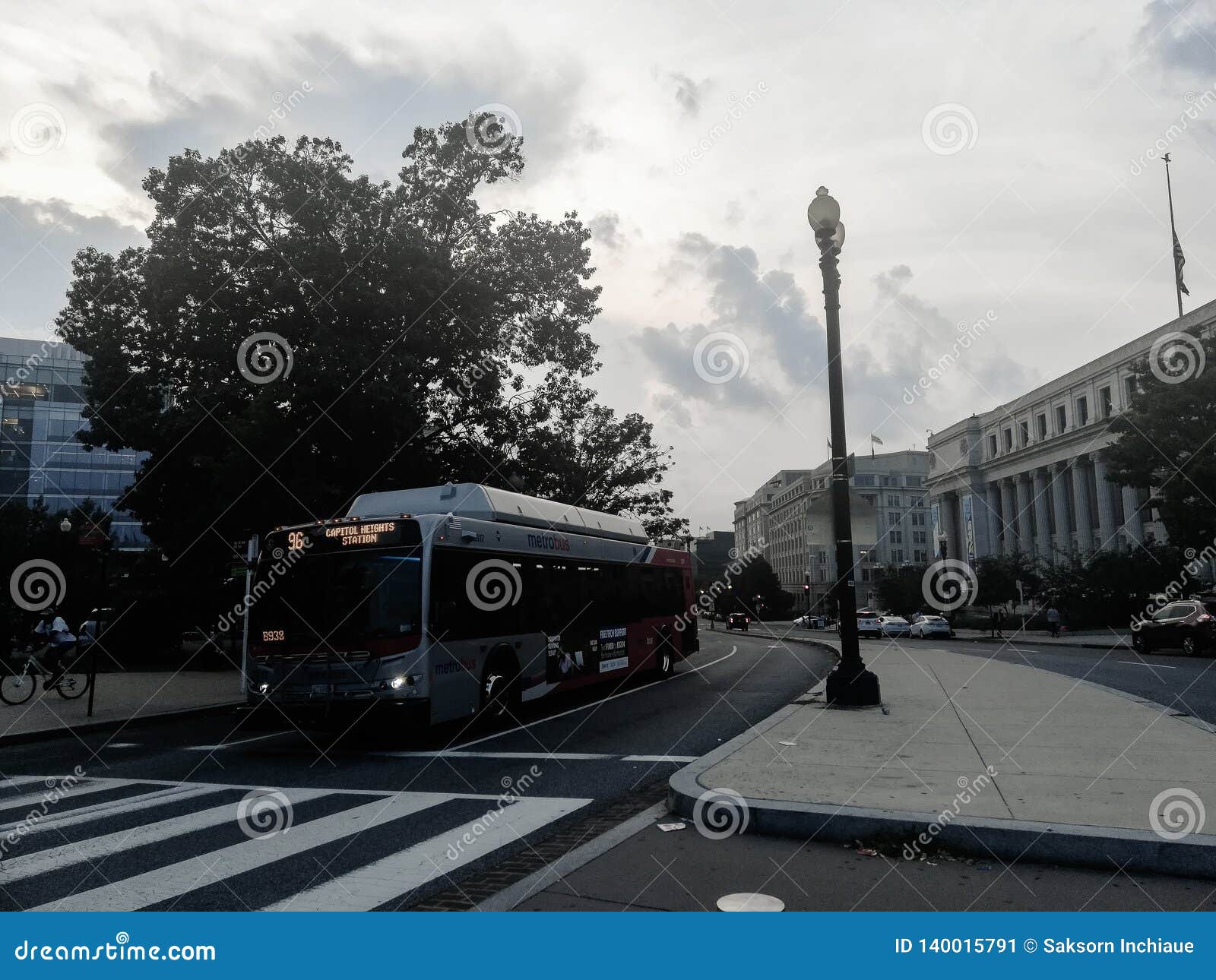 Traffic in Washington DC editorial photo. Image of smooth - 140015791