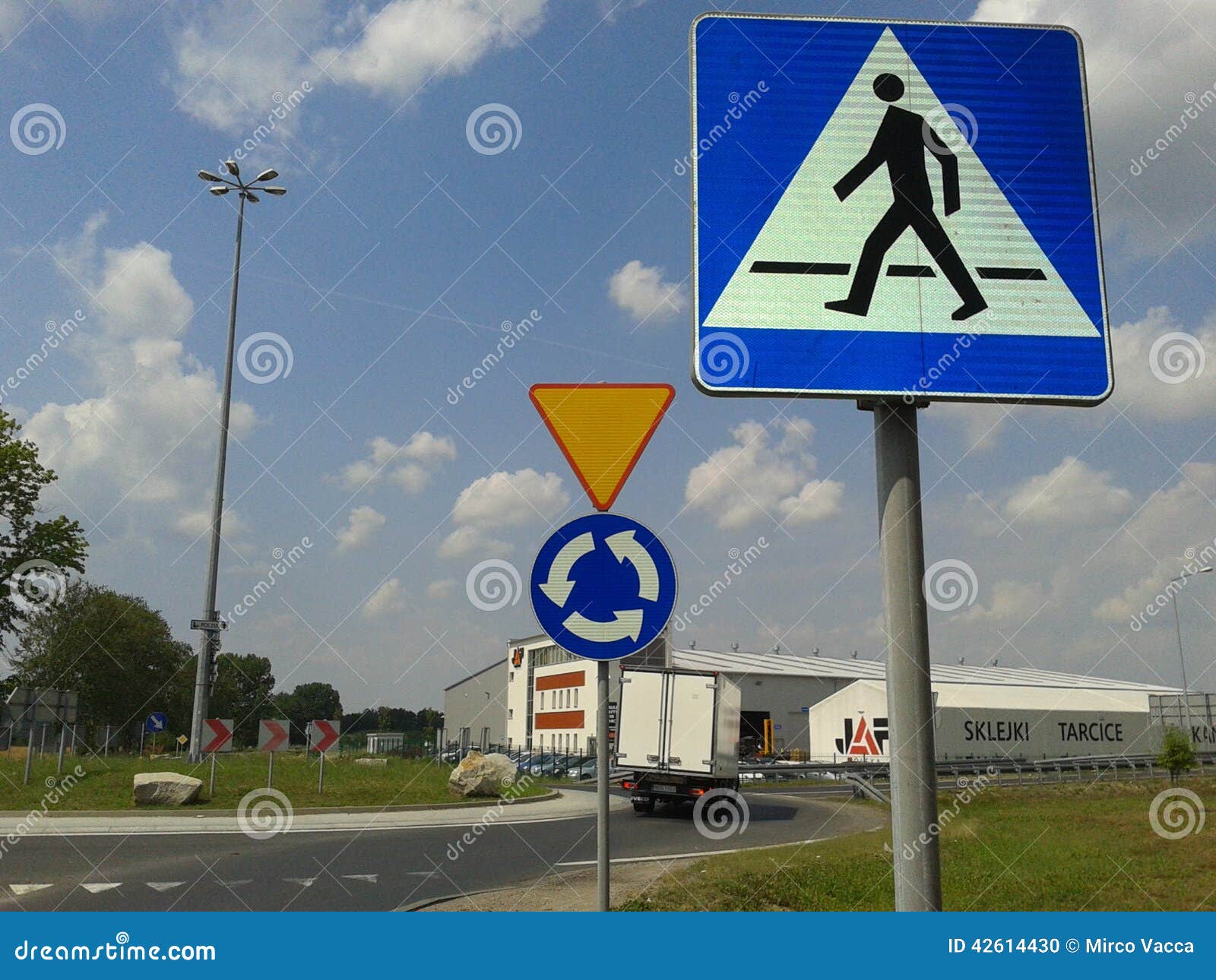 Traffuc signs editorial image. Image of traffuc, traffic - 42614430