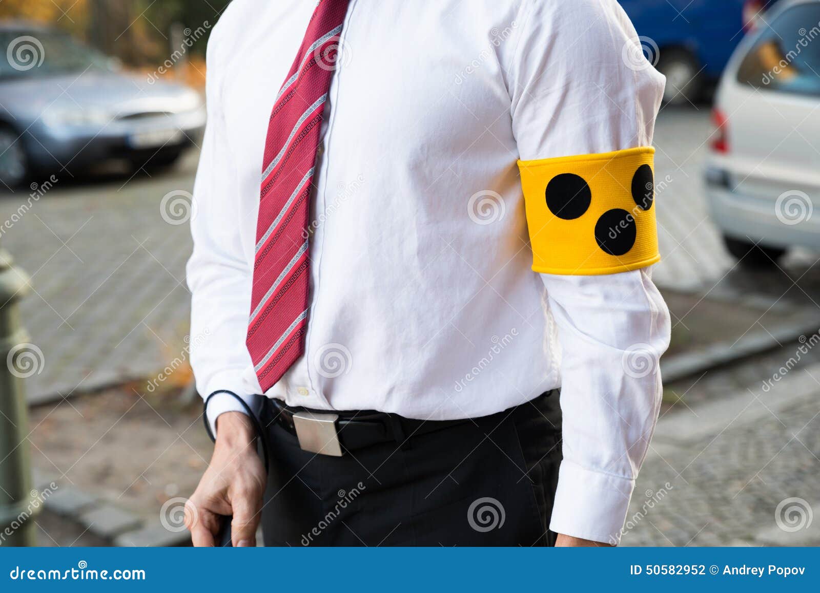 Tragende Armbinde Der Blinden Person Stockfoto - Bild von lebensstil ...