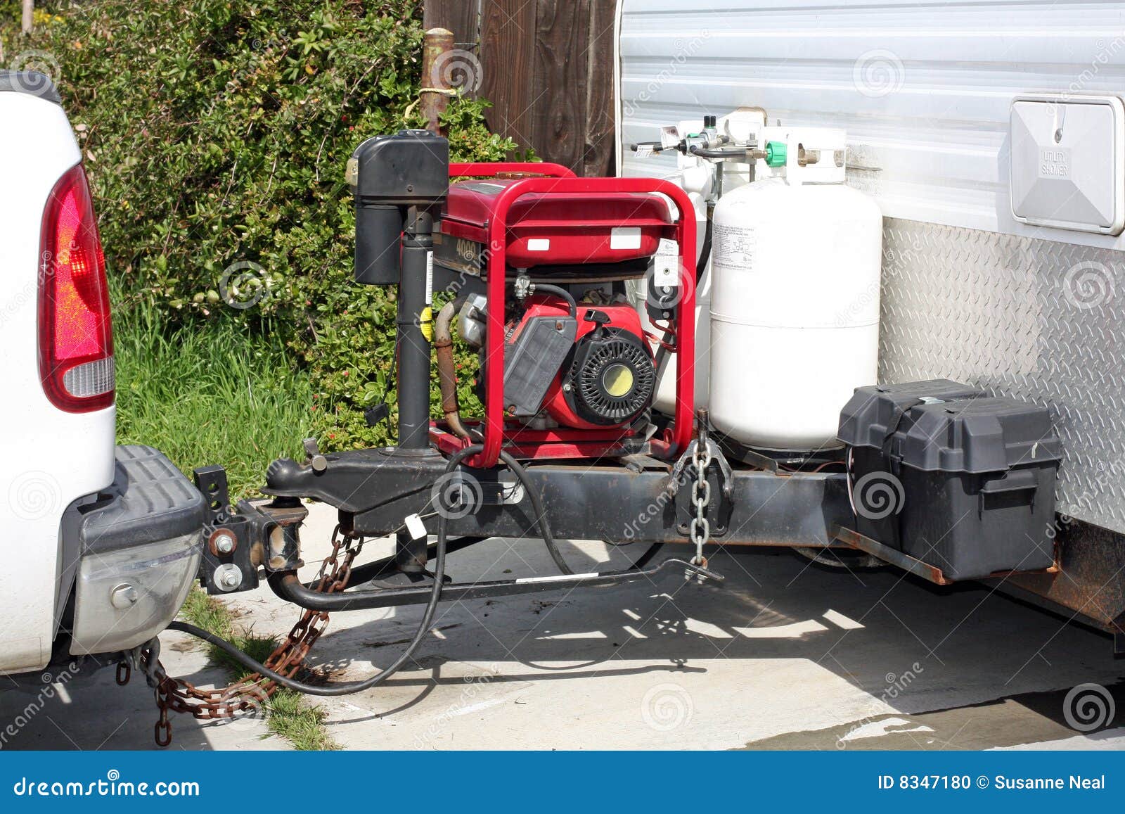 Trailer Hitch and Generator Stock Photo - Image of travel, chains: 8347180