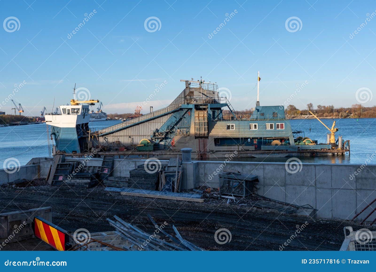 Trailing Suction Hopper Dredger Stock Photo - Image of machine, ship ...