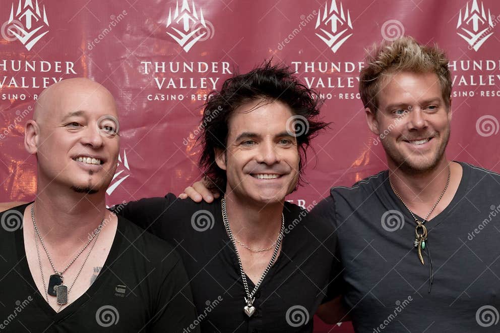 Train editorial photo. Image of jimmy, thunder, music - 20554356