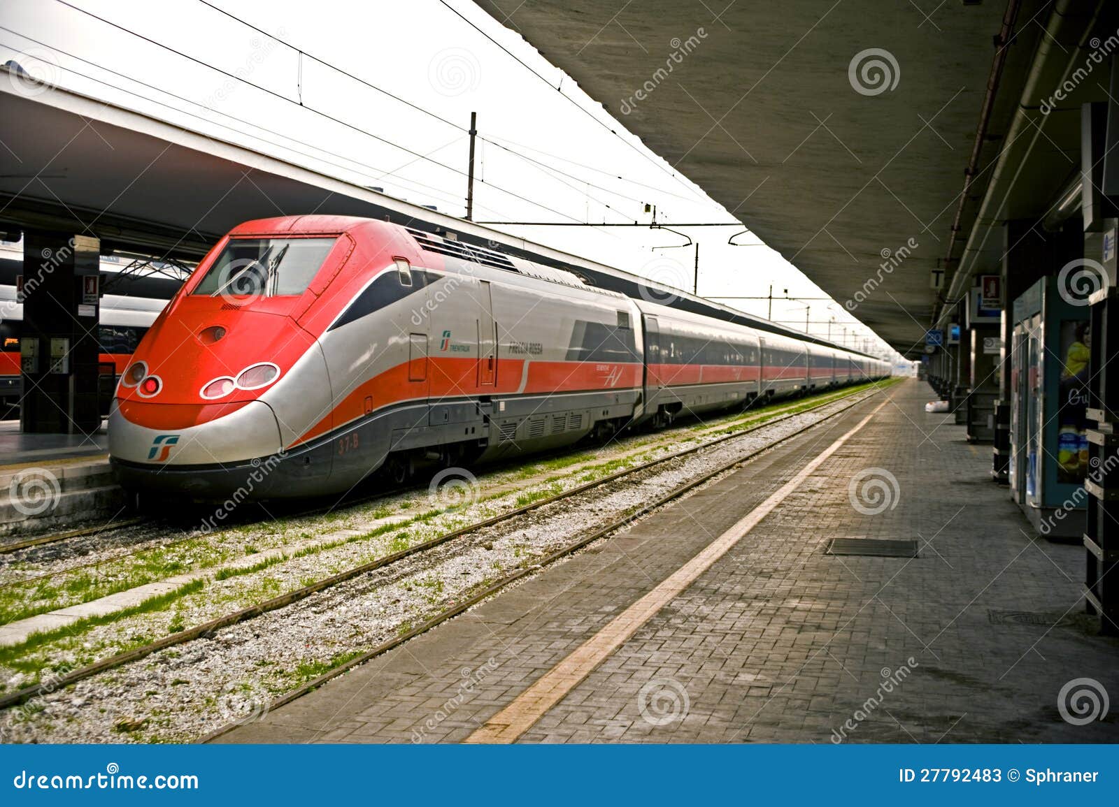 Train editorial stock photo. Image of commuter, track - 27792483