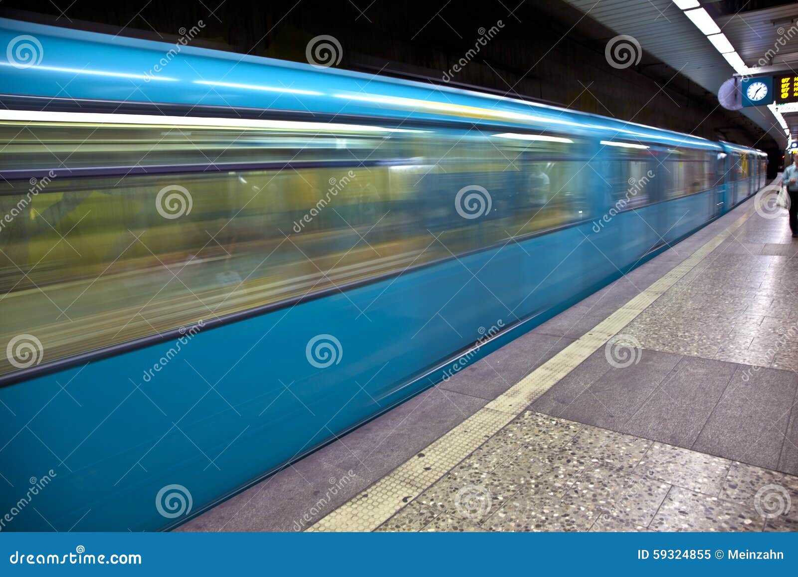 Train Arriving in the Station Stock Image - Image of public, subway ...