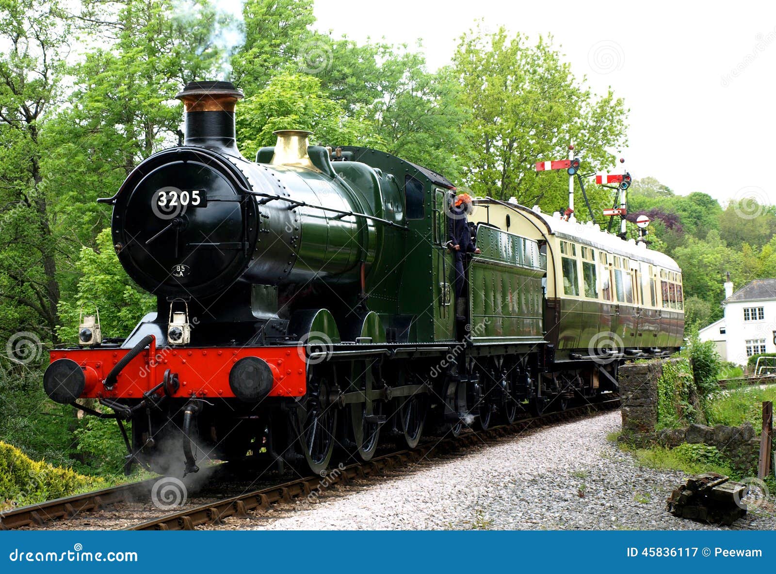 Old Green Steam Locomotive Stock Photo | CartoonDealer.com #11224614