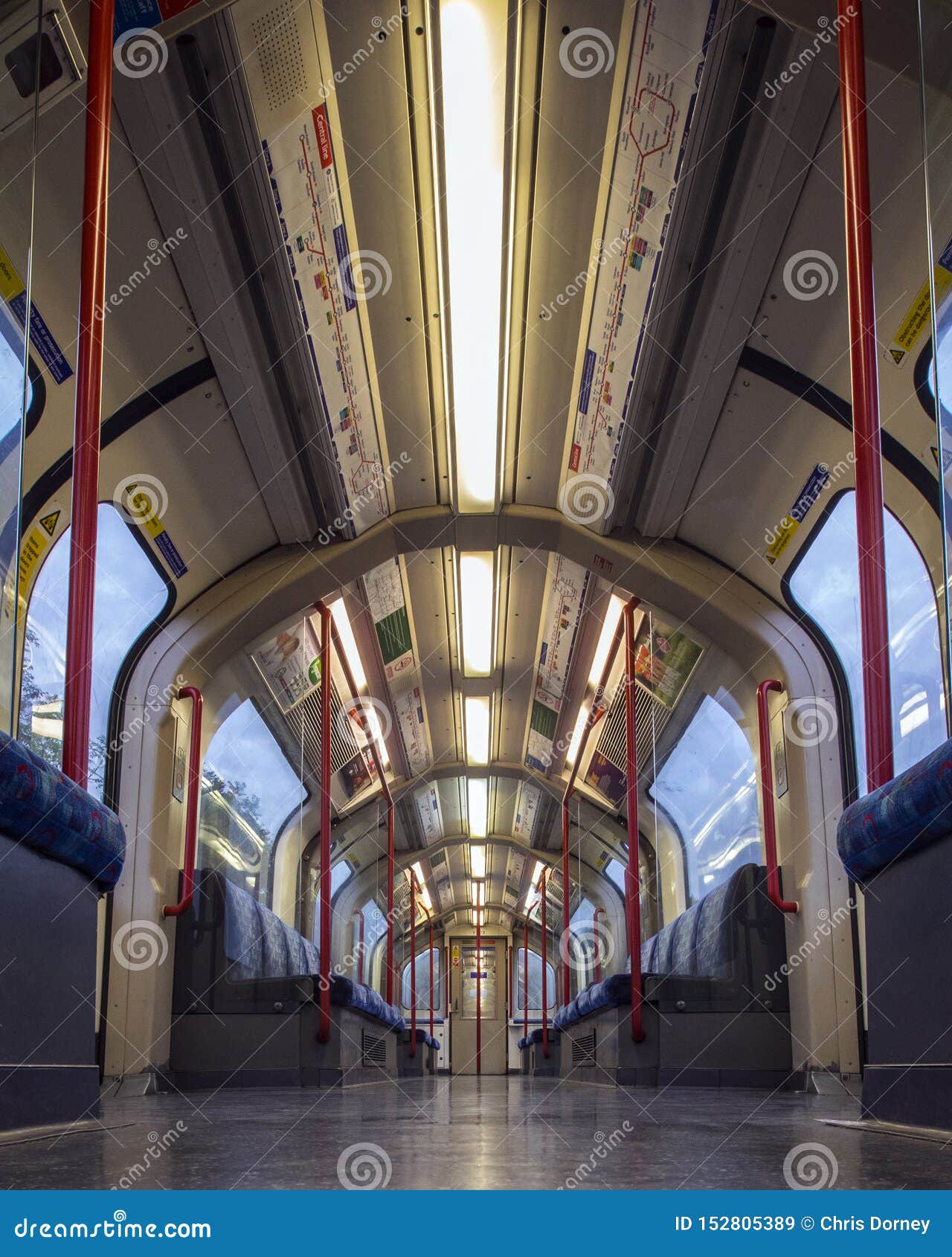 Train Carriage on the Central Line Editorial Stock Image - Image of ...