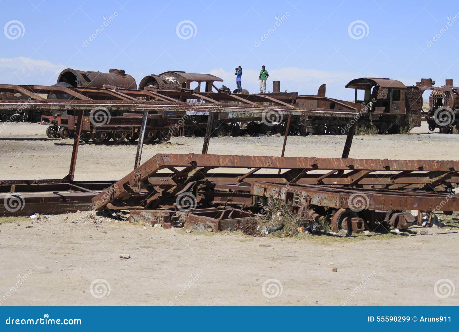 Train Cemetery, Uyuni Bolivia Stock Image - Image of skies, tren: 55590299