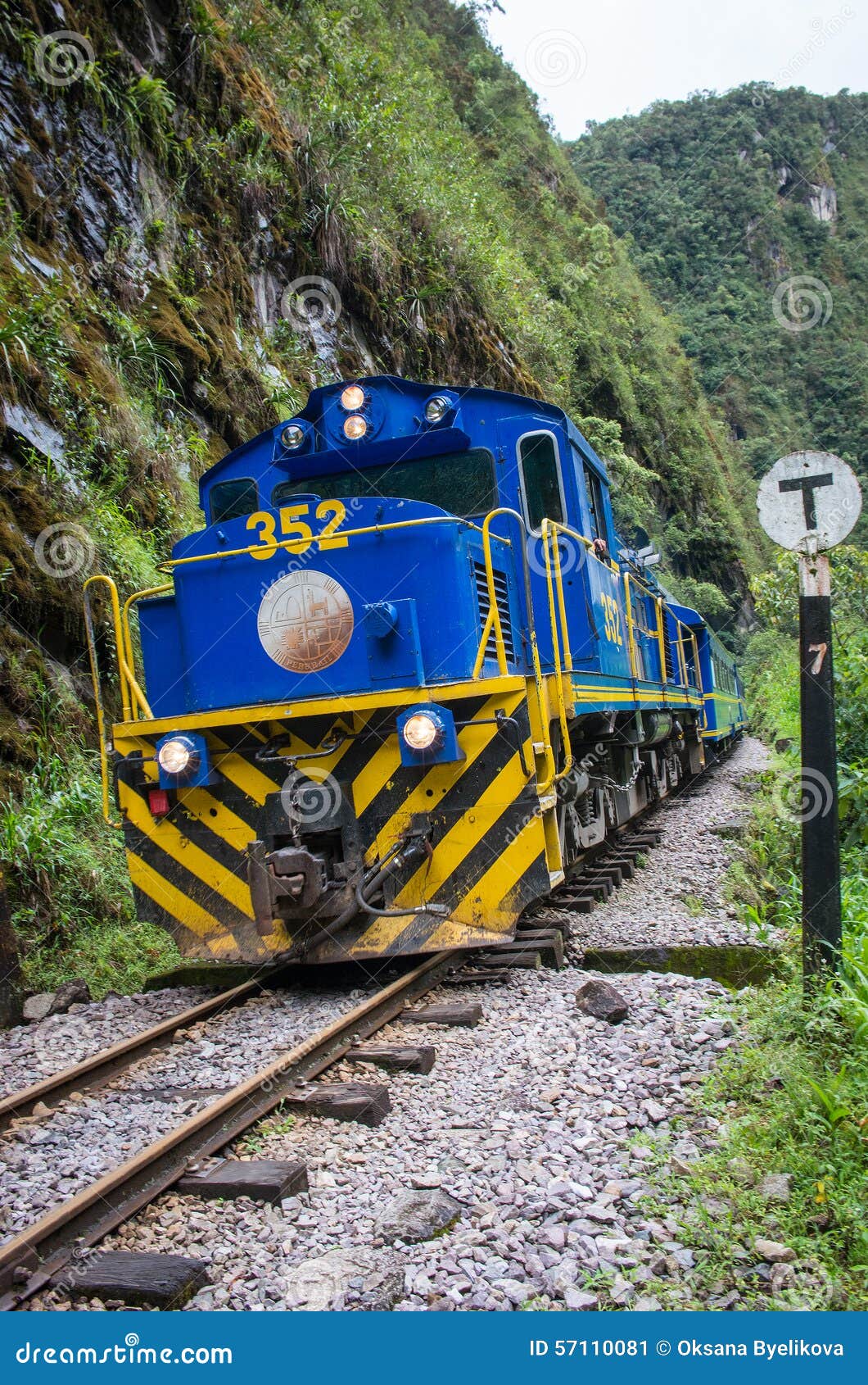 Train Connecting Cusco and Machu Picchu in Peru Editorial Photo - Image ...