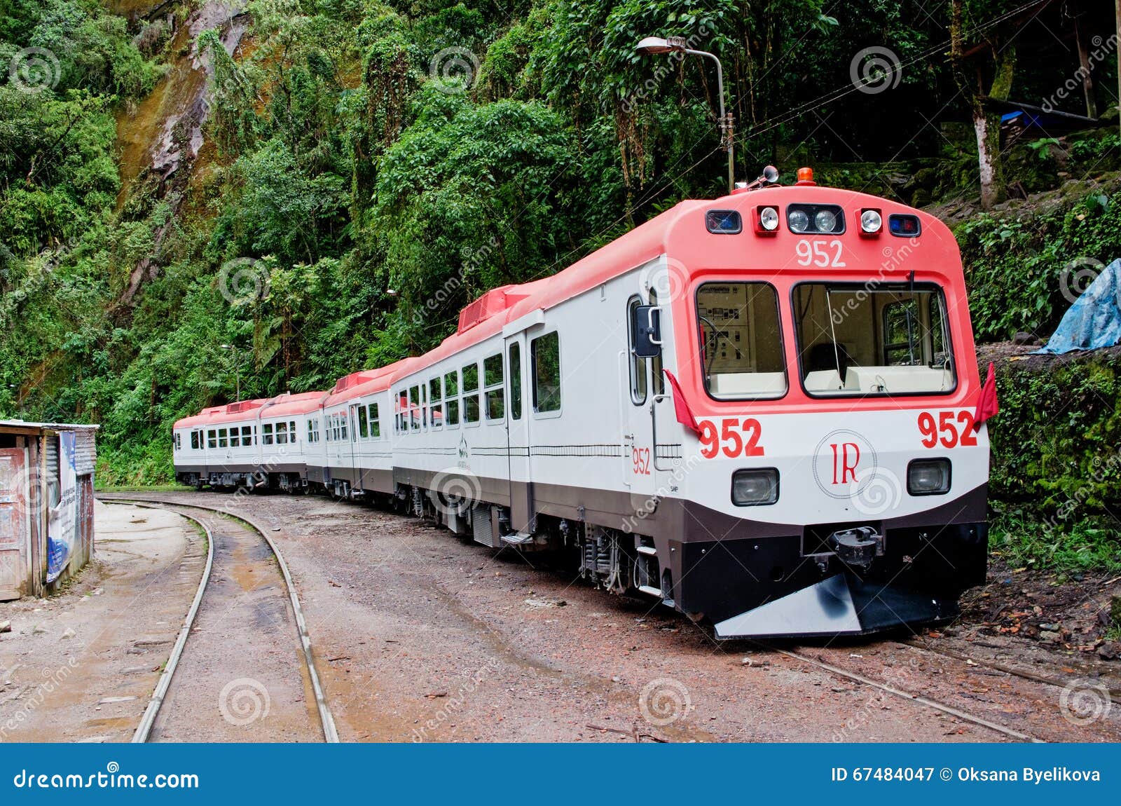 Train Connecting Cusco and Machu Picchu in Peru Editorial Photography ...
