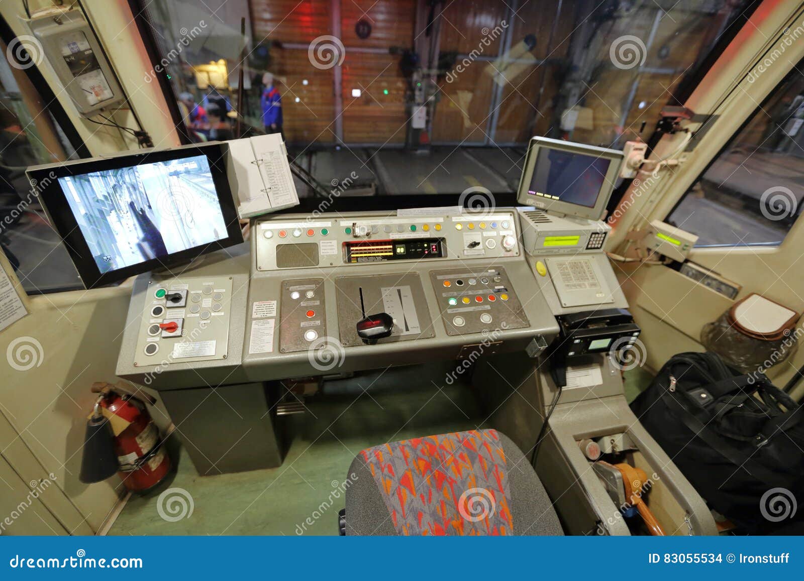 Train driver`s cabin editorial stock image. Image of subway - 83055534