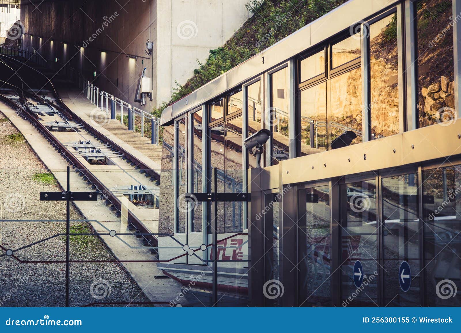 Train Entering a Railway Tunnel Stock Image - Image of view, building ...