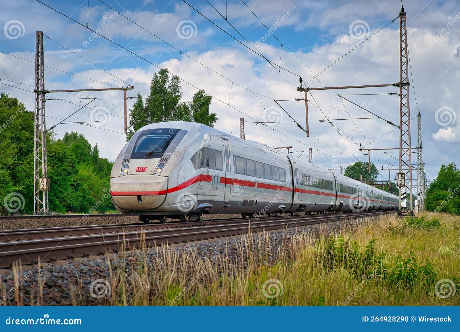 Train of the Intercity Express of the 412 Multiple Units 9472 Passing ...